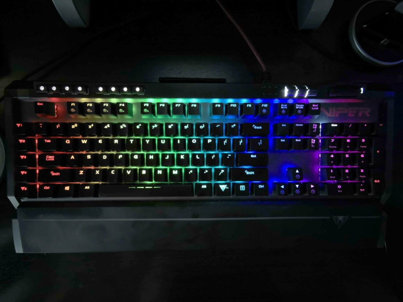 Viper Gaming V770 Mechanical Keyboard : Review